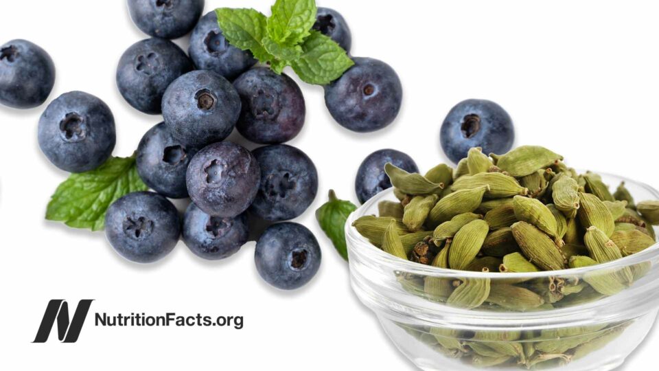 Berry Nutrition Facts: The Healthiest Fruit