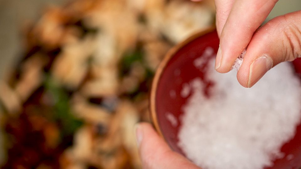 Healthier Salt Substitutes: How to Reduce Sodium Intake
