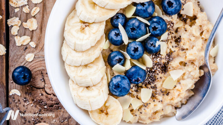 Why Oatmeal Is Good for You: The Latest Research | NutritionFacts.org