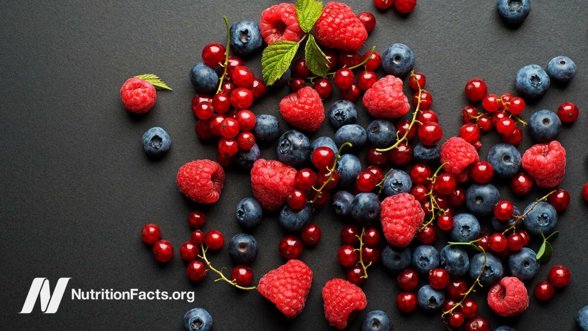 Boosting Immune Function with Berries | NutritionFacts.org